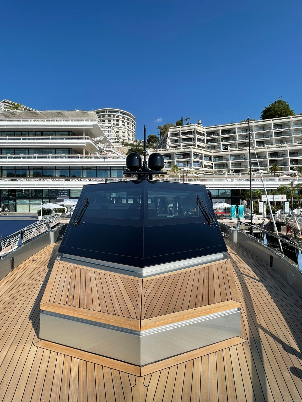 New Concept Luxury Yacht WALLY 200 (88ft8inch)27.03m | LYUCOMPANY CO LTD.🄬